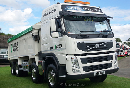 Trucks / Tarmac | Crozier Photography